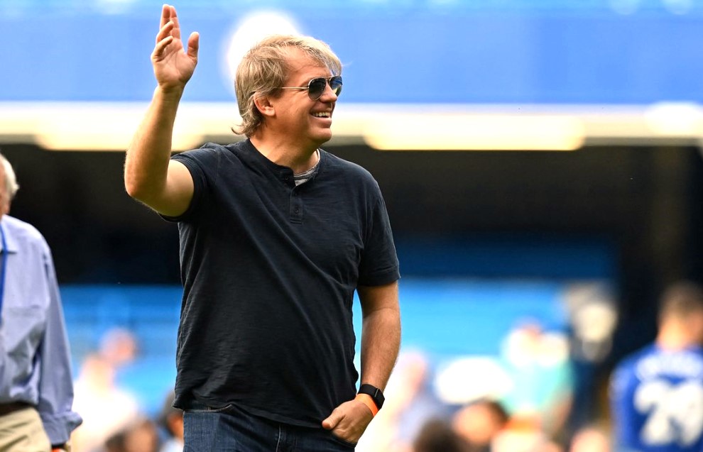 Chelsea owner aims to buy another club - Superbetting