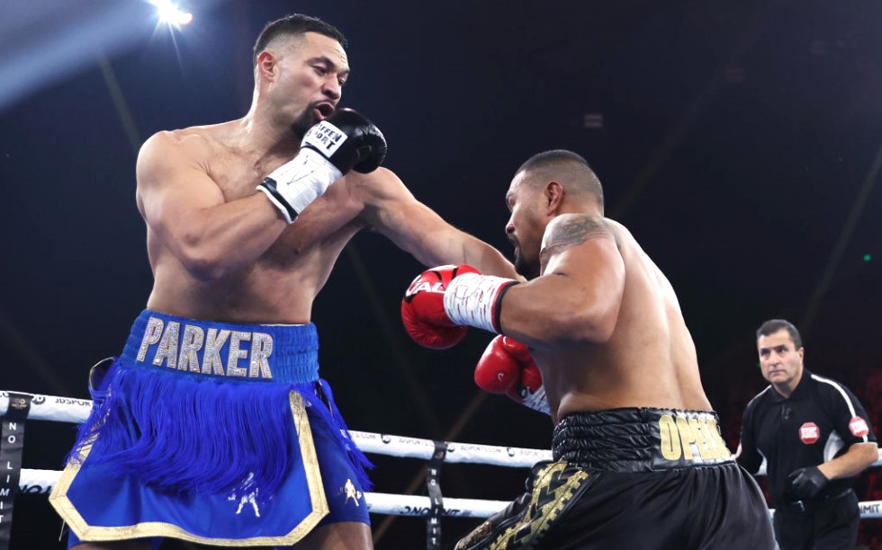 The fight of the former world champion ended in a knockout in 89 ...